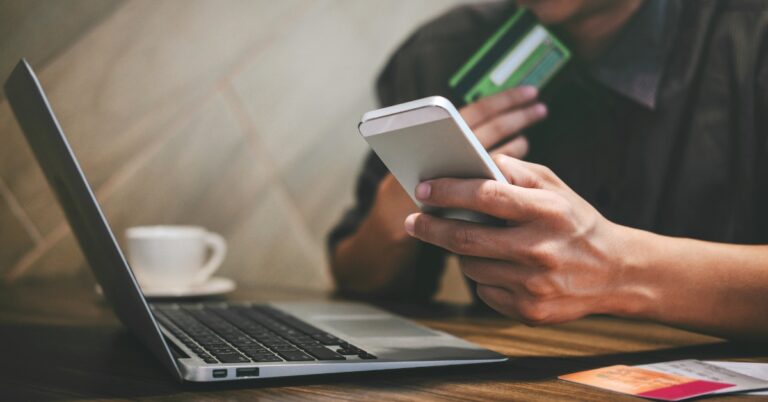 Best Credit Card Forums: 9 Communities to Learn About Credit Cards